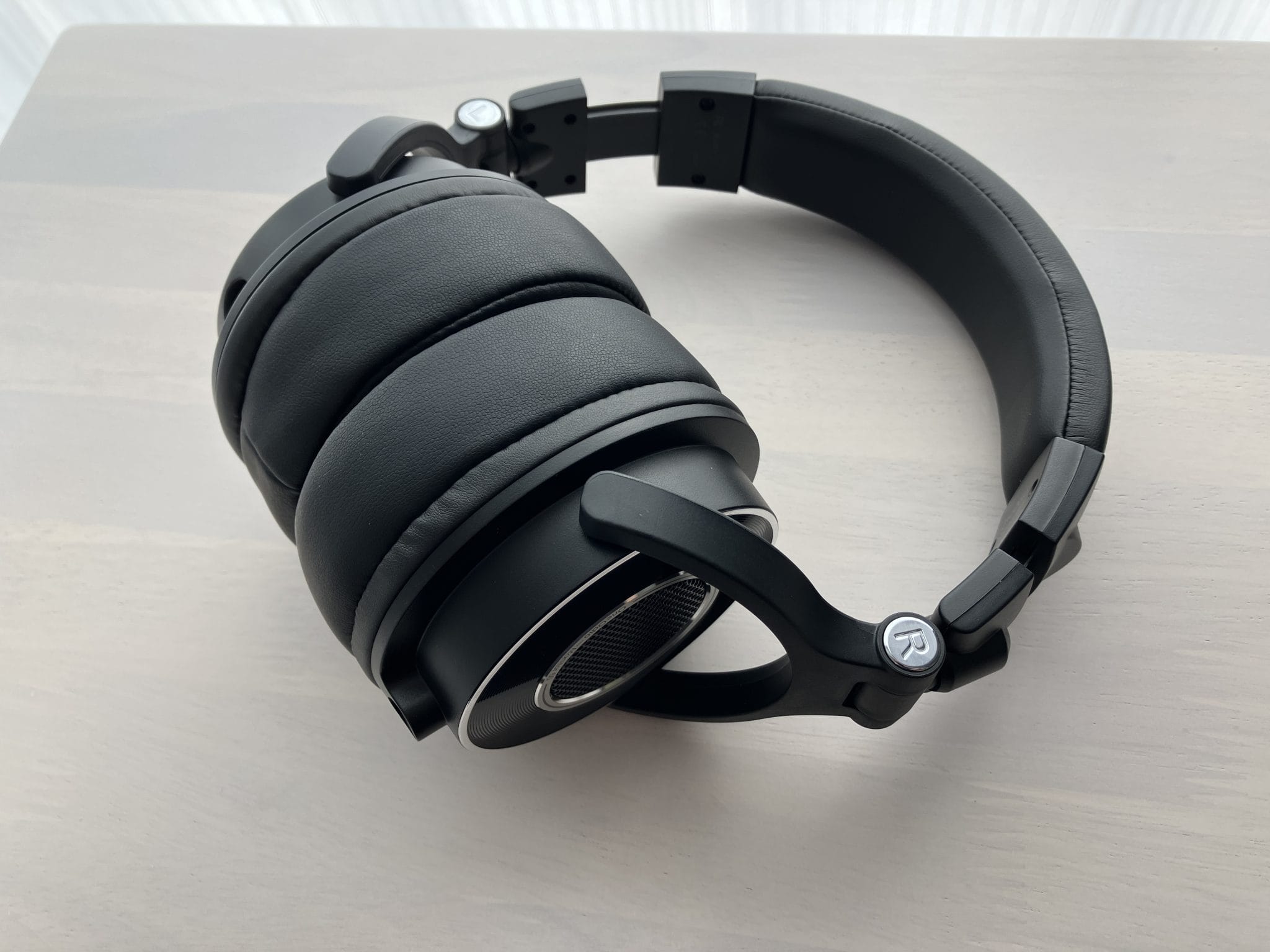 【実機レビュー】OneOdio Monitor60徹底解説！プロ仕様のモニターヘッドホン | DTMいんふぉ